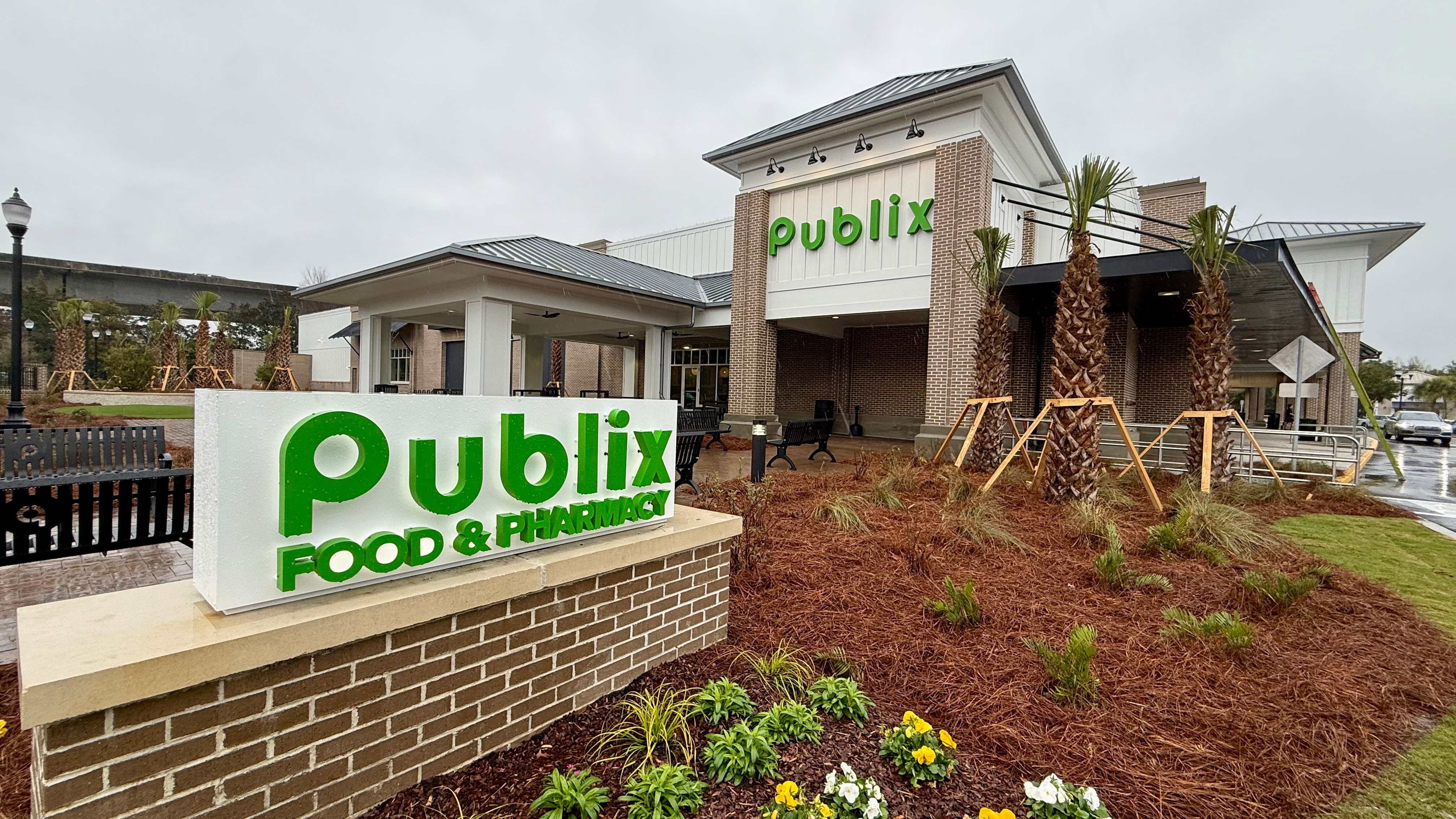 Publix reopens new store in Daniel Island, South Carolina