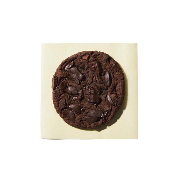 Jumbo Double Chocolate Cookie 380 Cal/Cookie | Publix Super Markets
